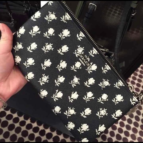 Coach | Bags | Coach Herald Crossbody In Printed Crossgrain Leather ...